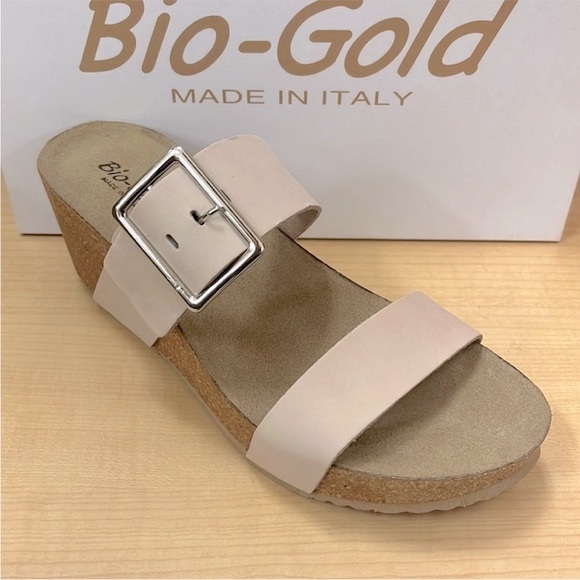 Bio-Gold | Shoes | Nwt Biogold Blush Leather Wedge Sandals Made In ...